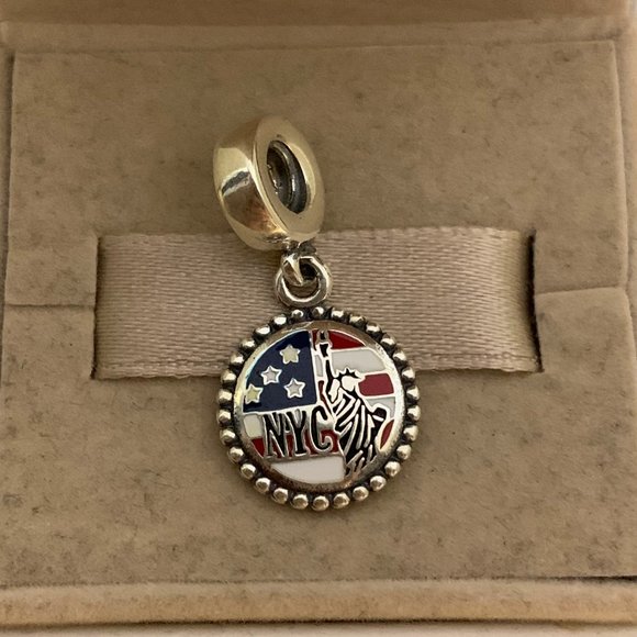 Pandora | Jewelry | Pandora Nyc New York City Statue Of Liberty Dangle ...